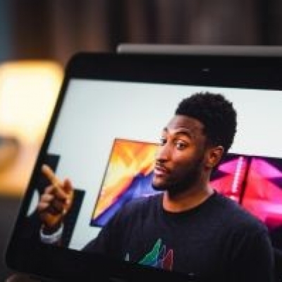 YouTuber de sucesso ensina como ter um canal de destaque na plataforma ...